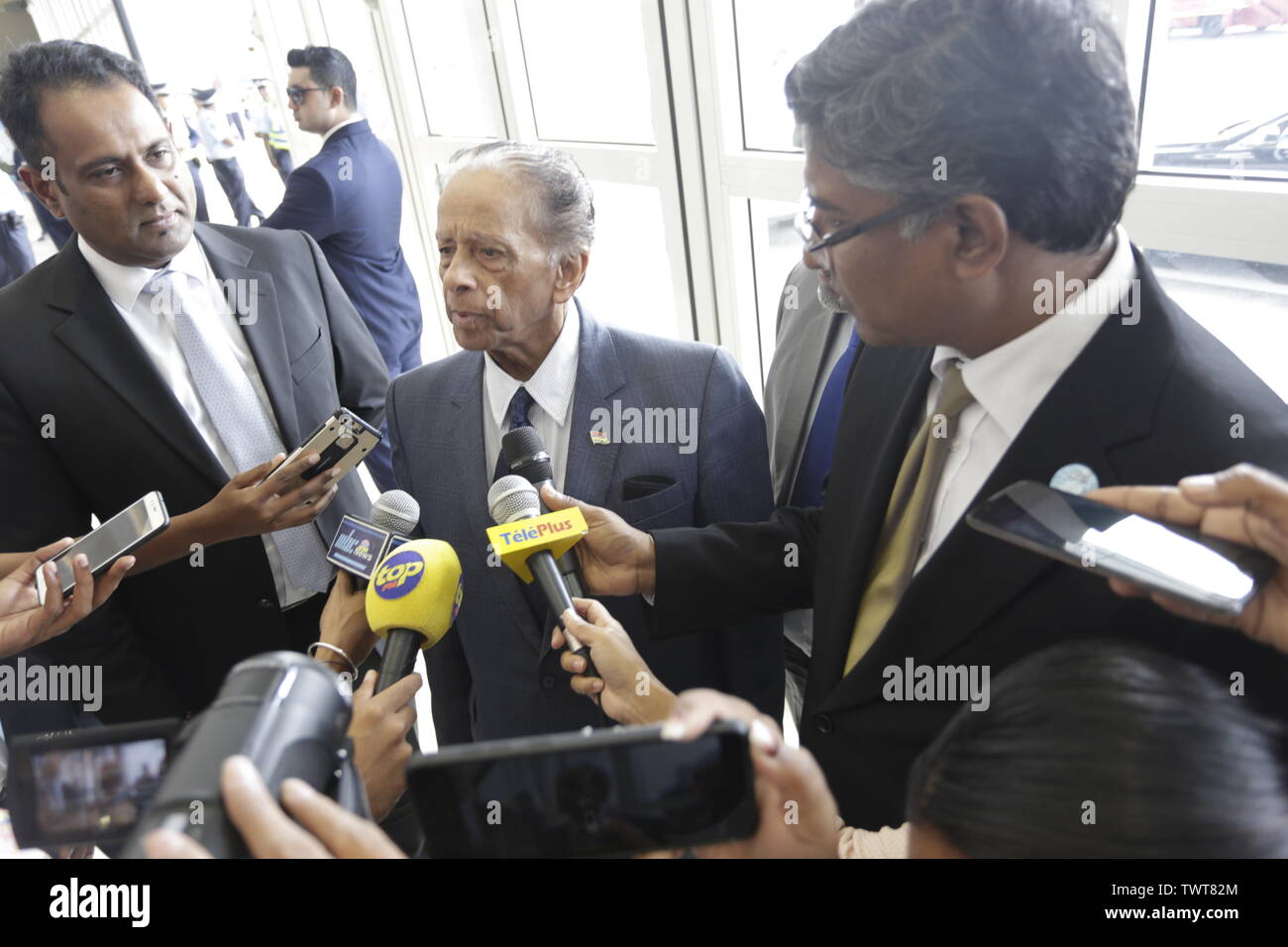 Le Chagos Archipelago a atterri à Maurice, vendredi 21 juin Stock Photo ...