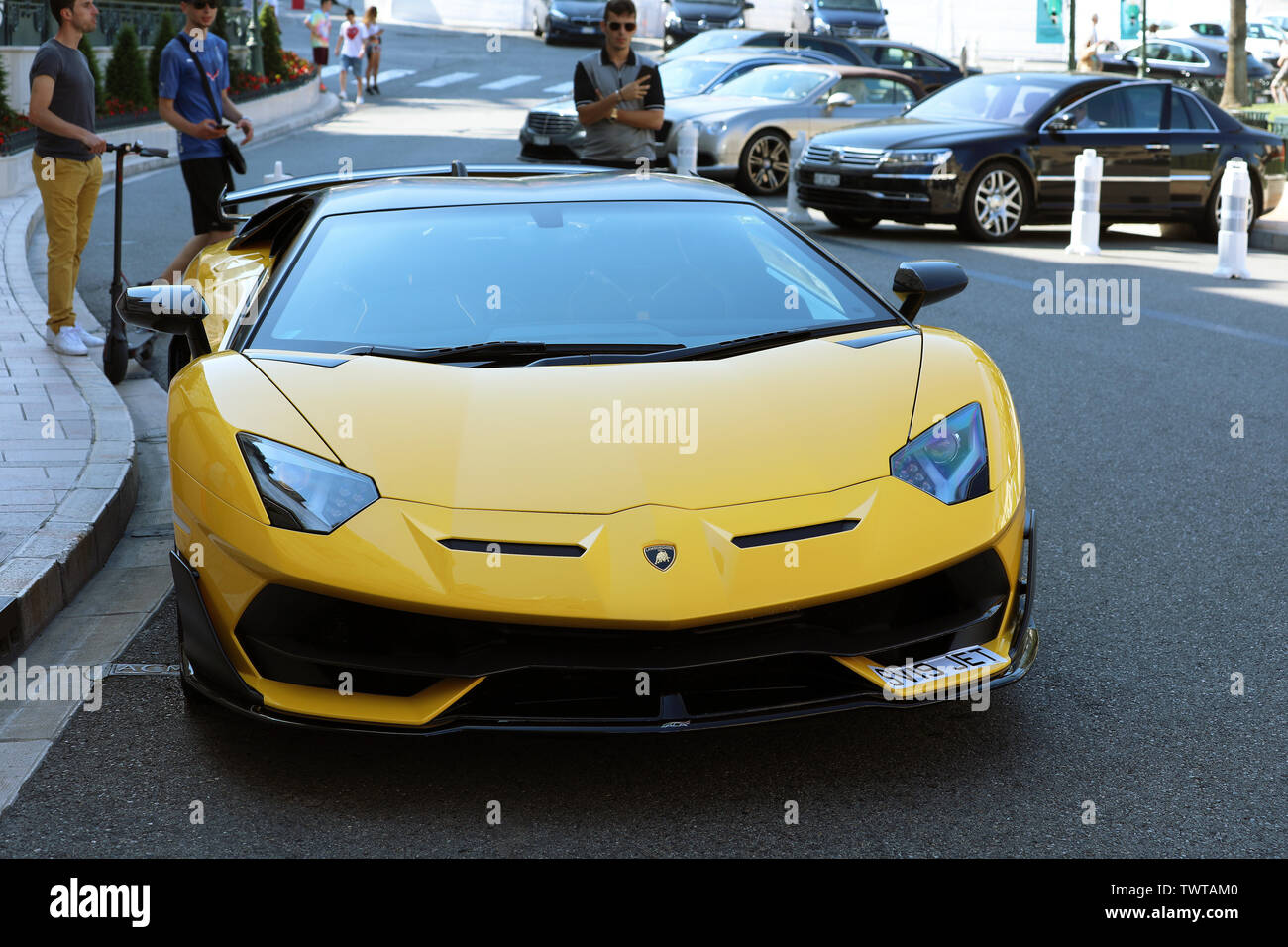 Lamborghini aventador svj hi-res stock photography and images - Alamy