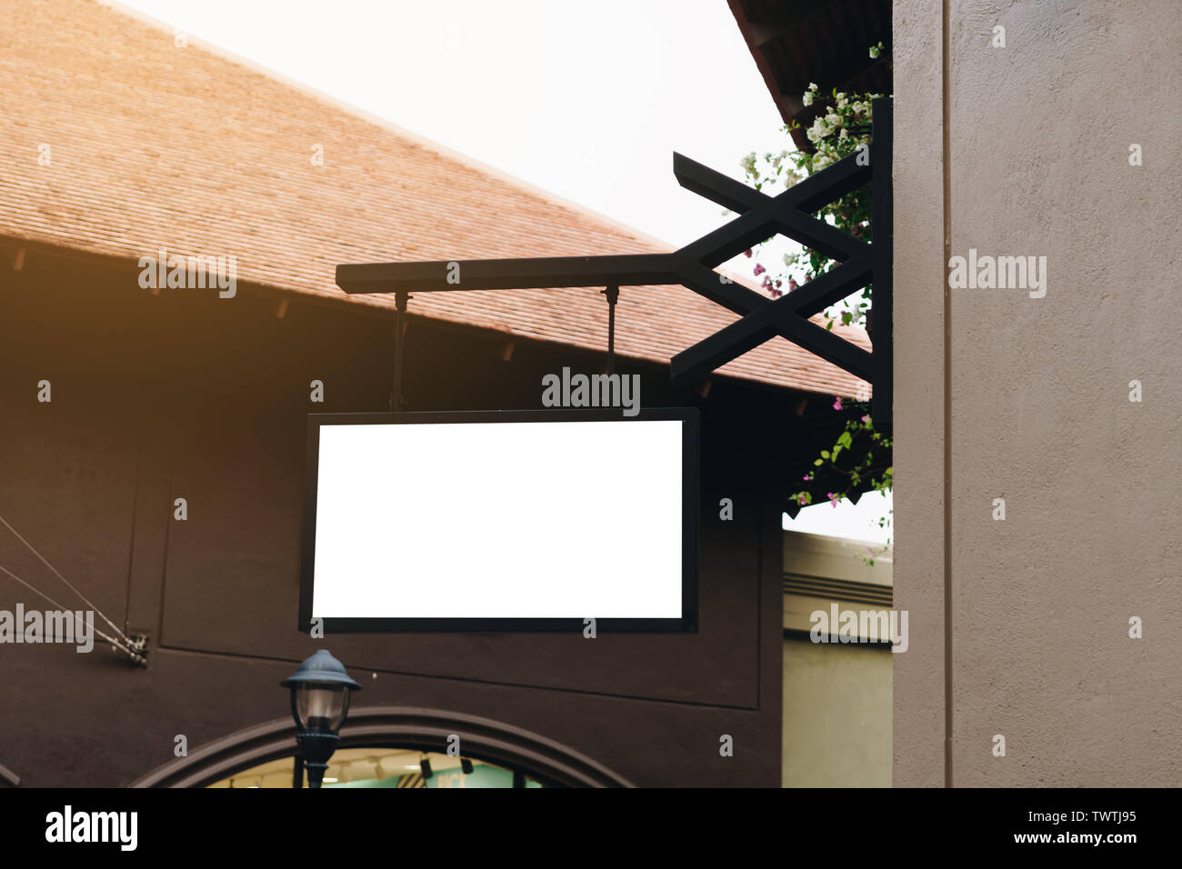 Blank white signage hi-res stock photography and images - Alamy