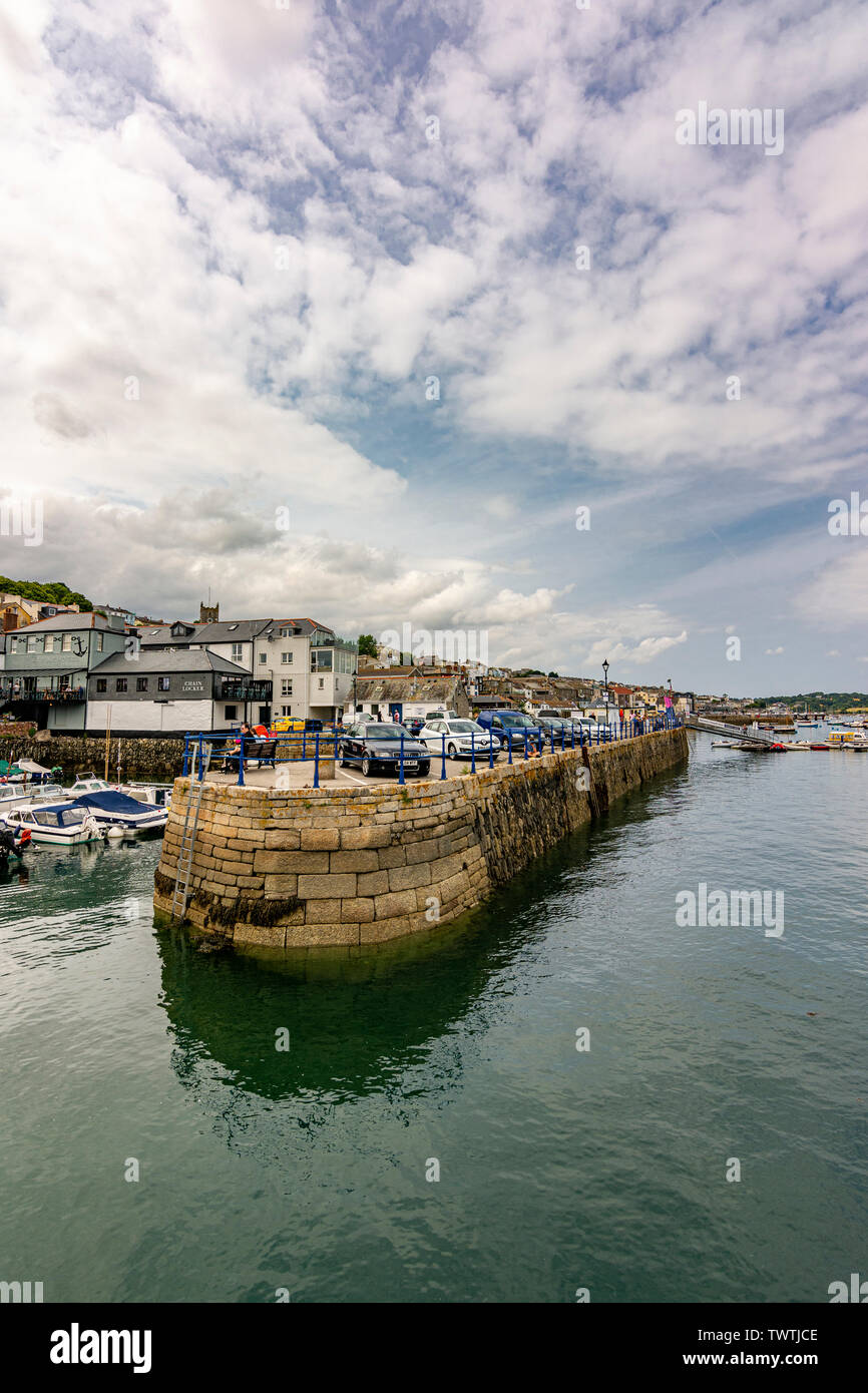 Harbourside parking hi-res stock photography and images - Alamy