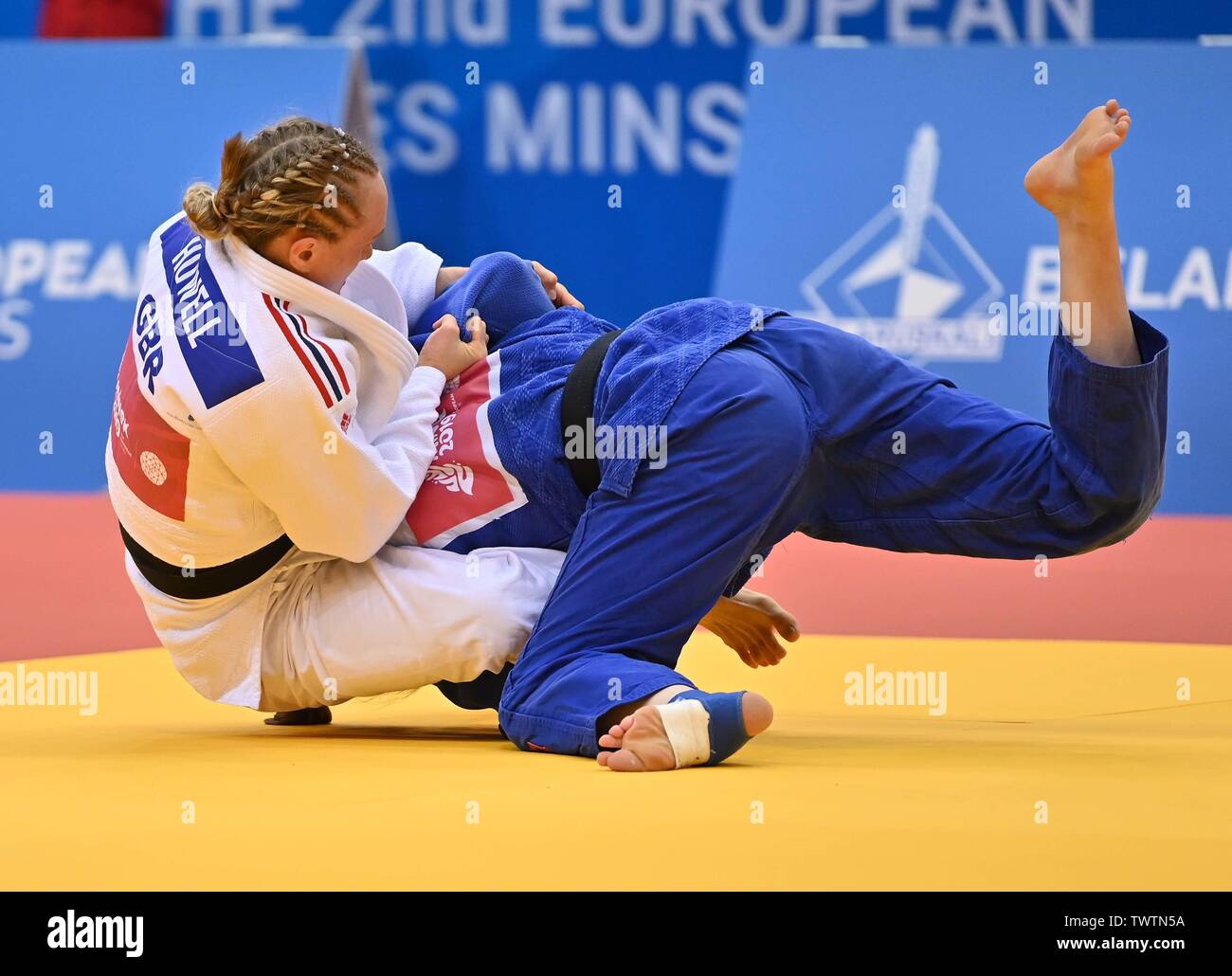 Minsk, Belarus. 23rd June, 2019. Gemma Howell (GBR, White) and Zhanna ...