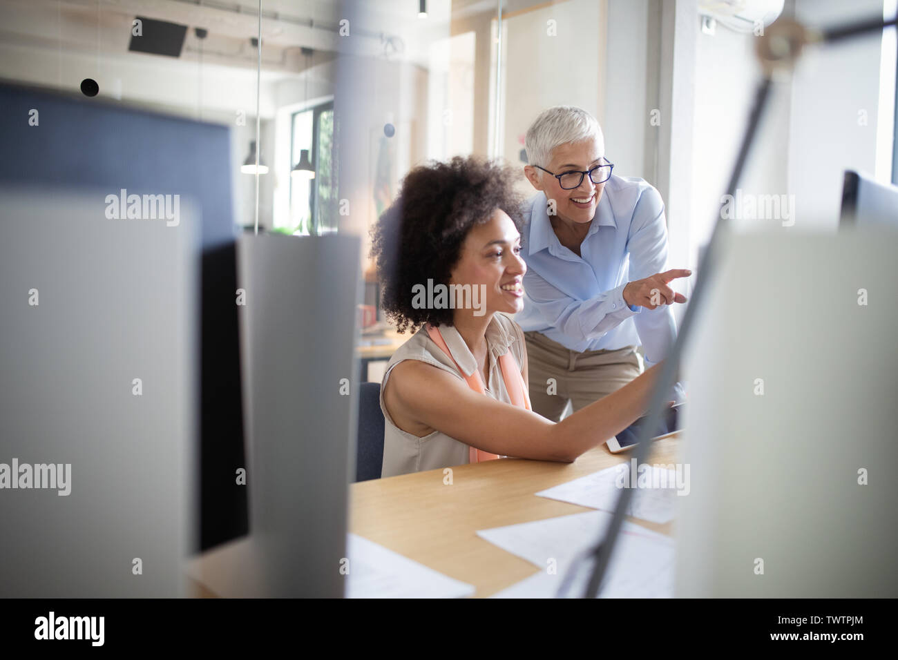 Business people good teamwork in office. Teamwork successful meeting ...