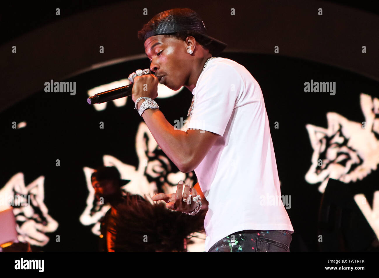 Lil baby hi-res stock photography and images - Alamy