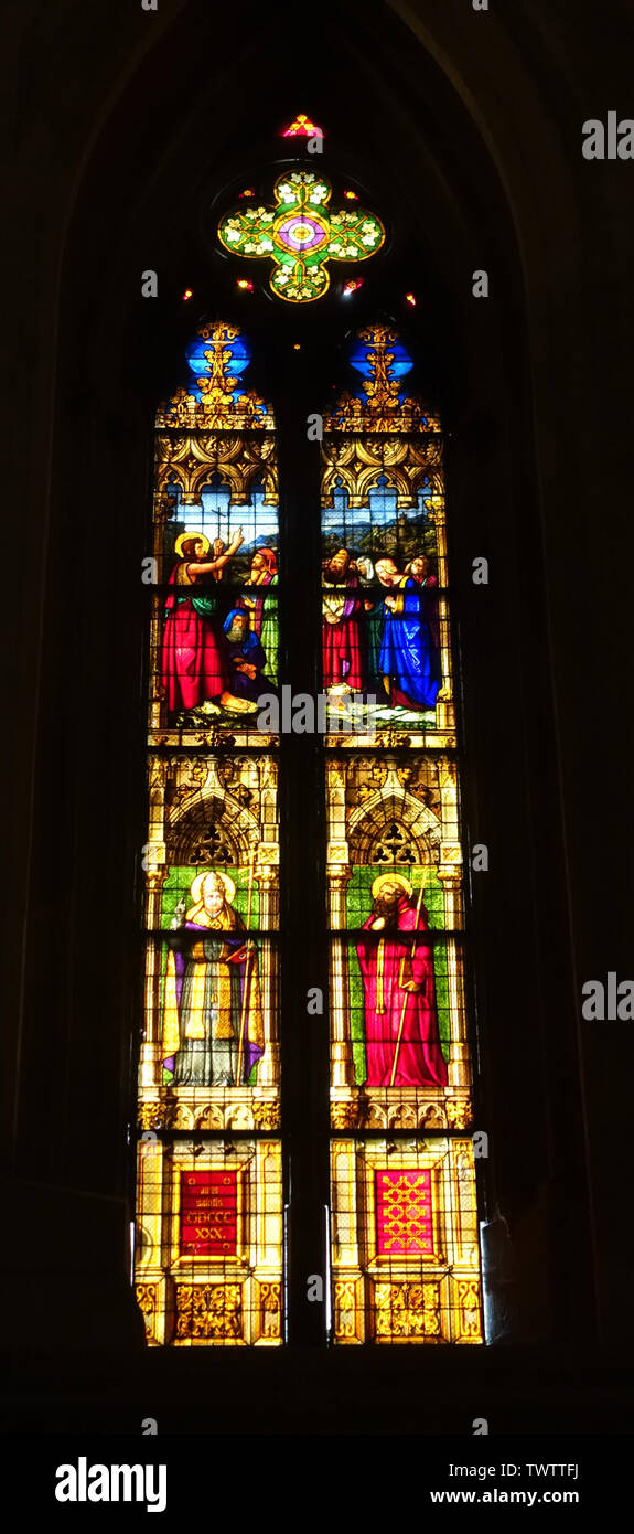 Regensburg cathedral interior hi-res stock photography and images - Alamy