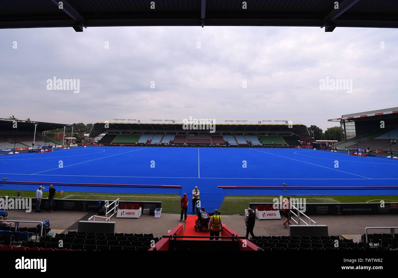 The stoop and hockey hi-res stock photography and images - Alamy
