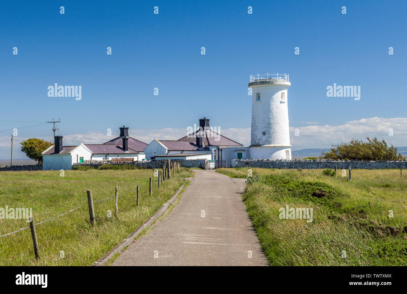 The old disused lighthouse at Nash Point on the Glamorgan Heritage ...
