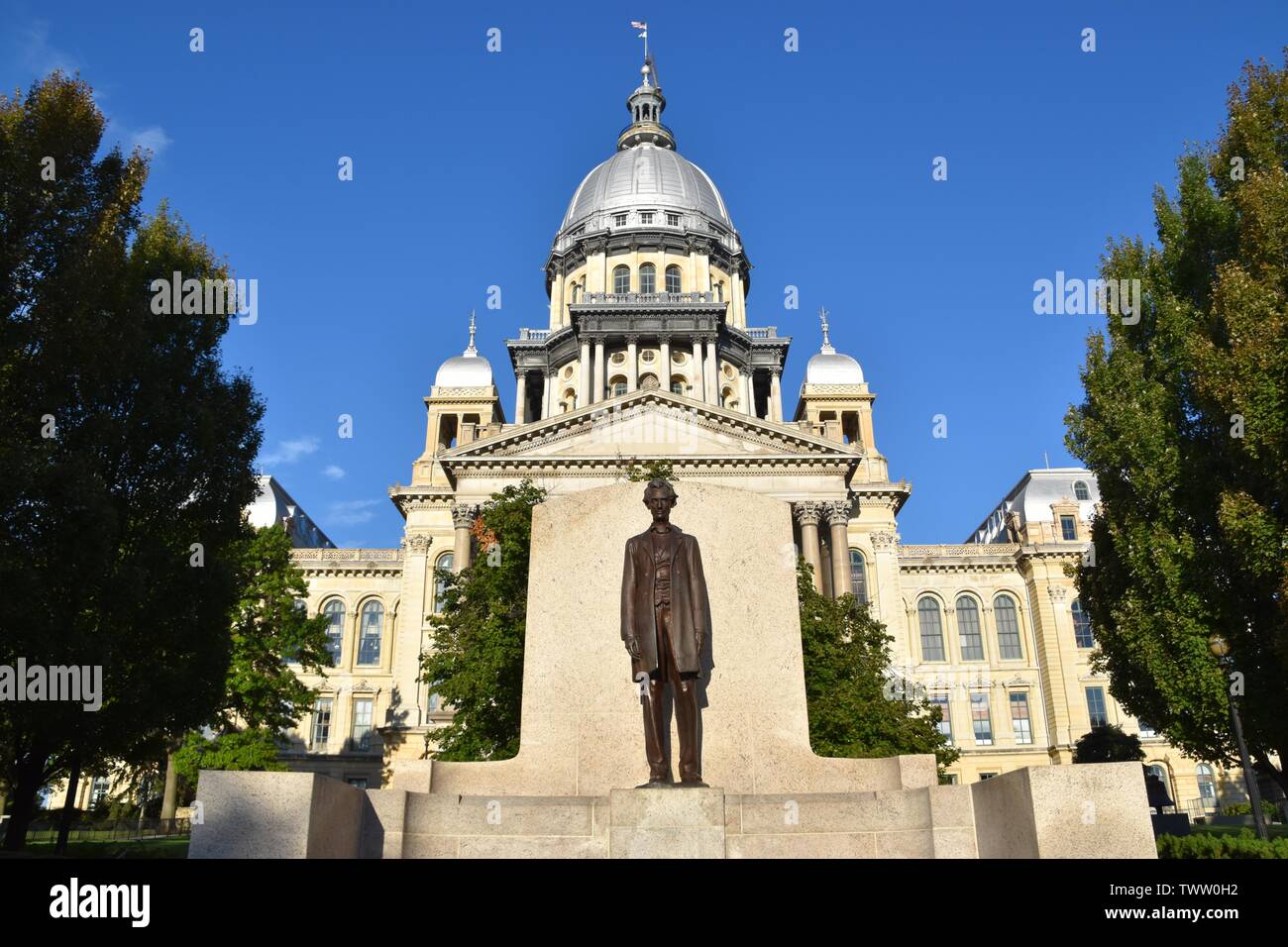 Lincoln statue springfield illinois hi-res stock photography and images ...