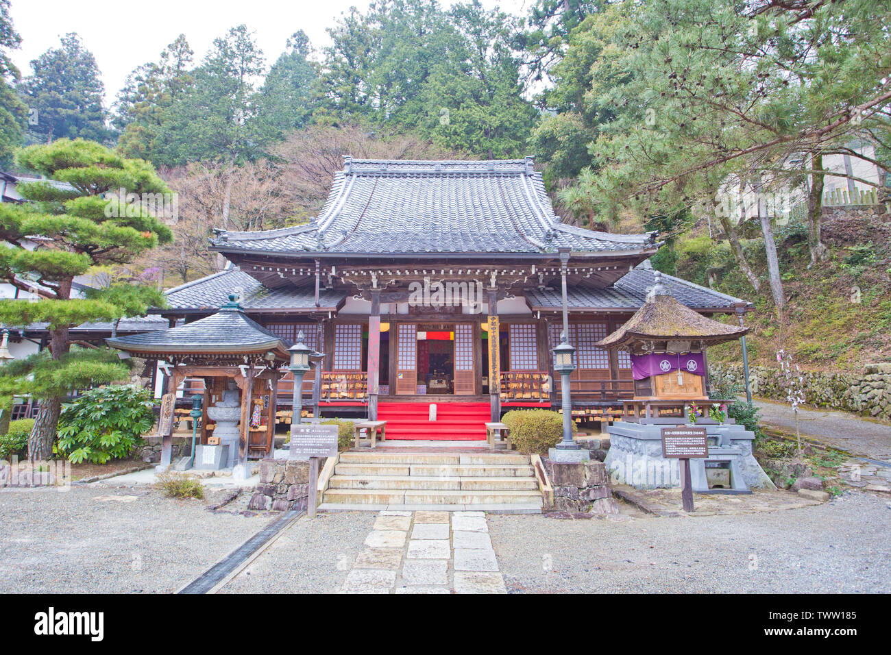 Onsenji temple hi-res stock photography and images - Alamy