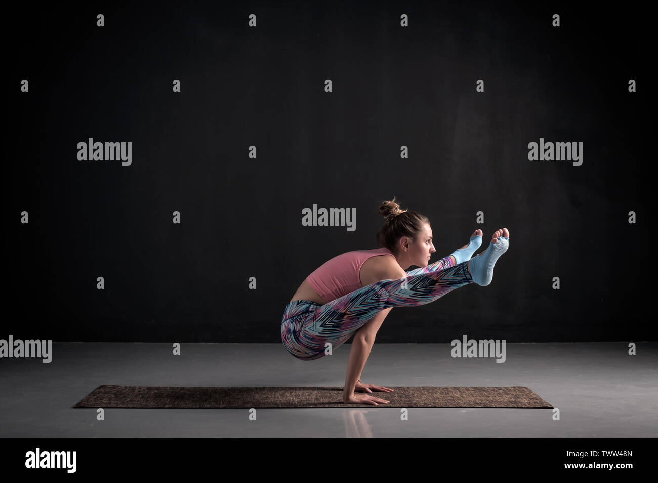 Firefly pose hi-res stock photography and images - Alamy