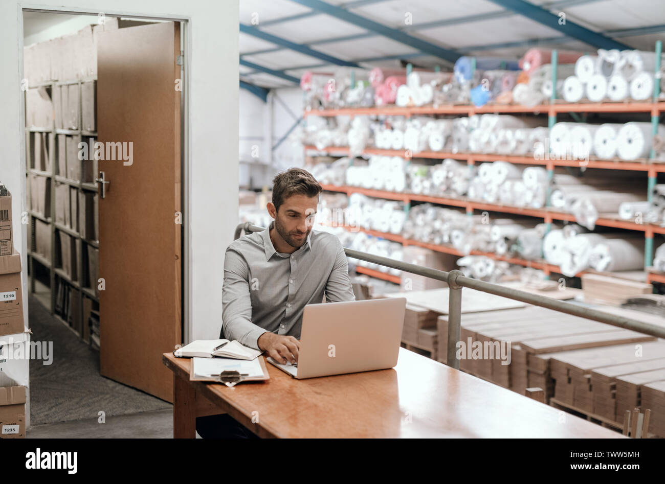Rolls carpet in warehouse hi-res stock photography and images - Alamy