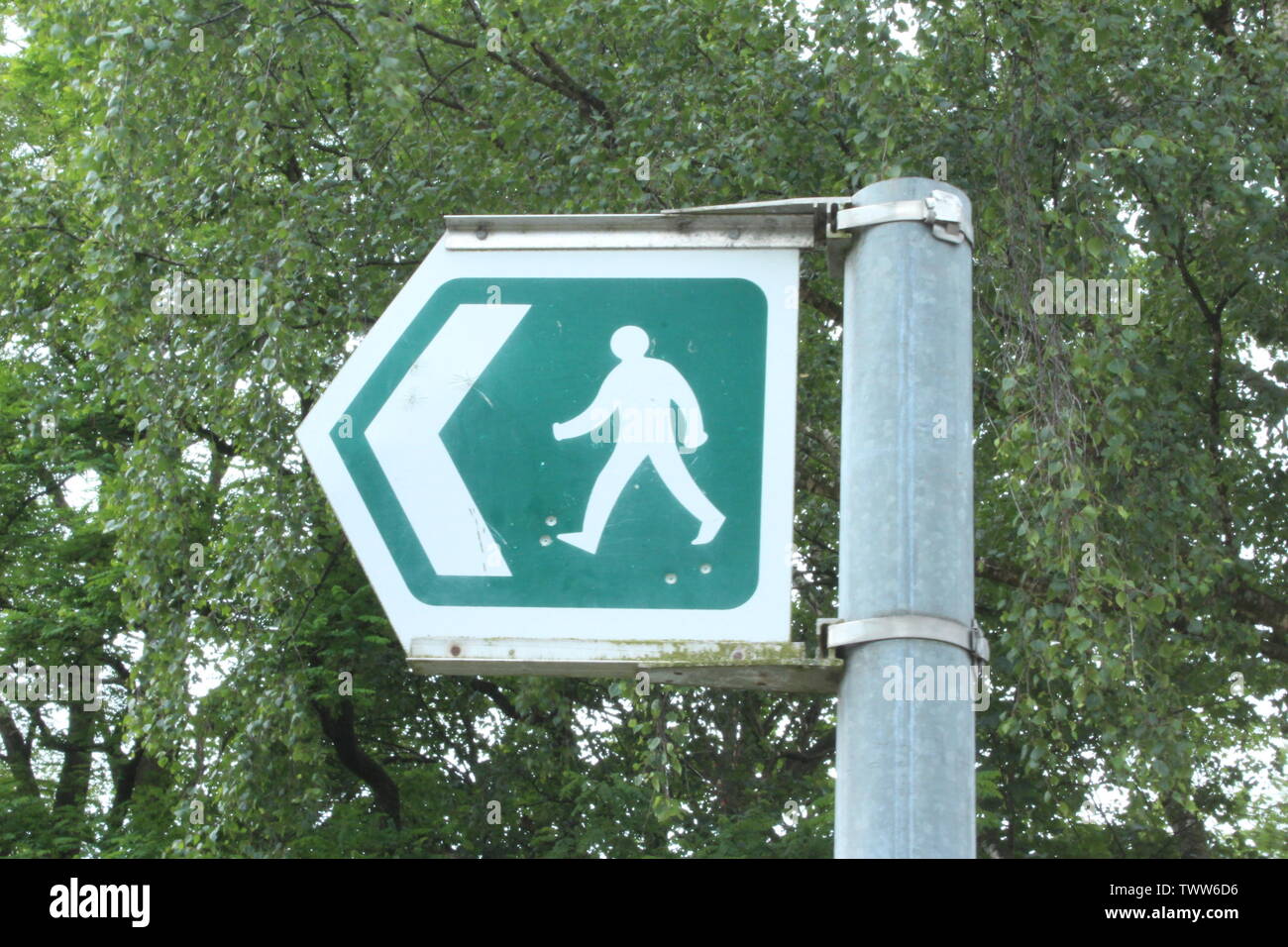 Pedestrian walk sign hi-res stock photography and images - Alamy