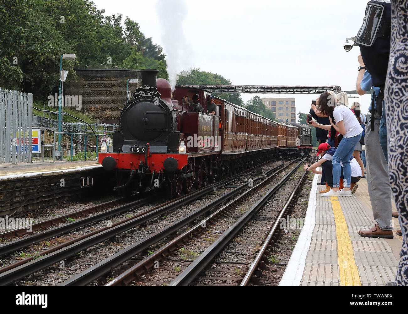 Metropolitan No 1 Steam Locomotive Stock Photos & Metropolitan No 1 ...