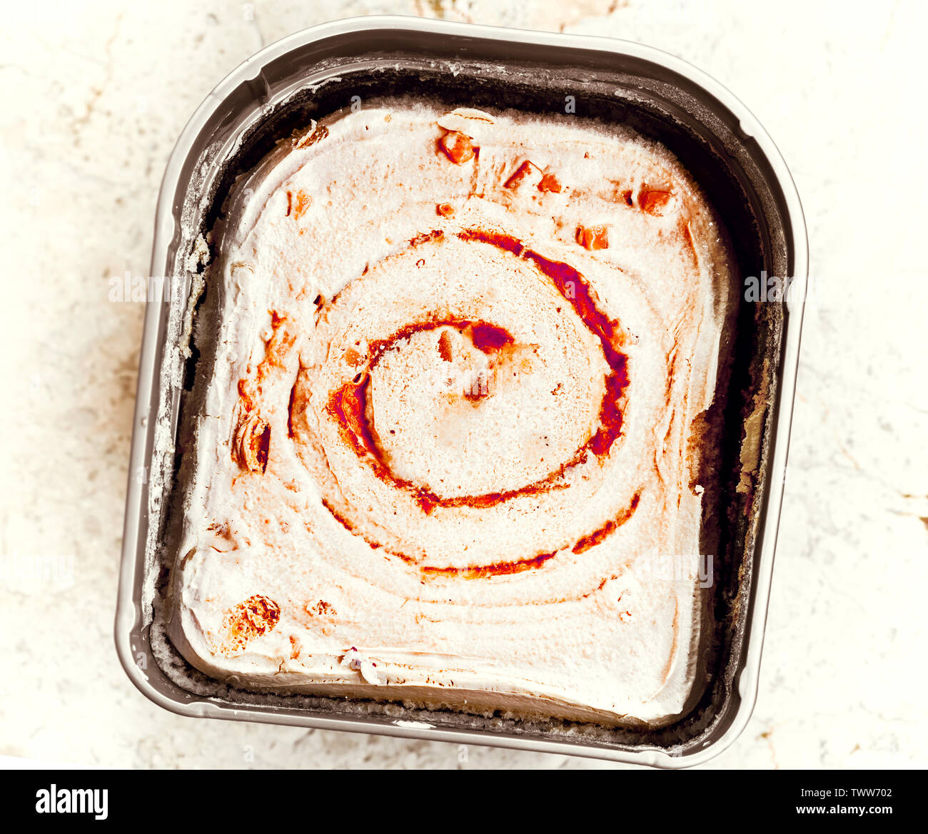 Ice cream container hi-res stock photography and images - Alamy
