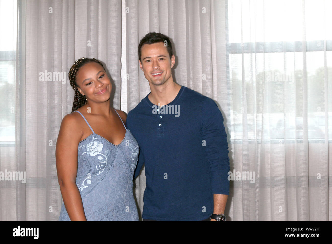 Nia sioux matthew atkinson hi-res stock photography and images - Alamy