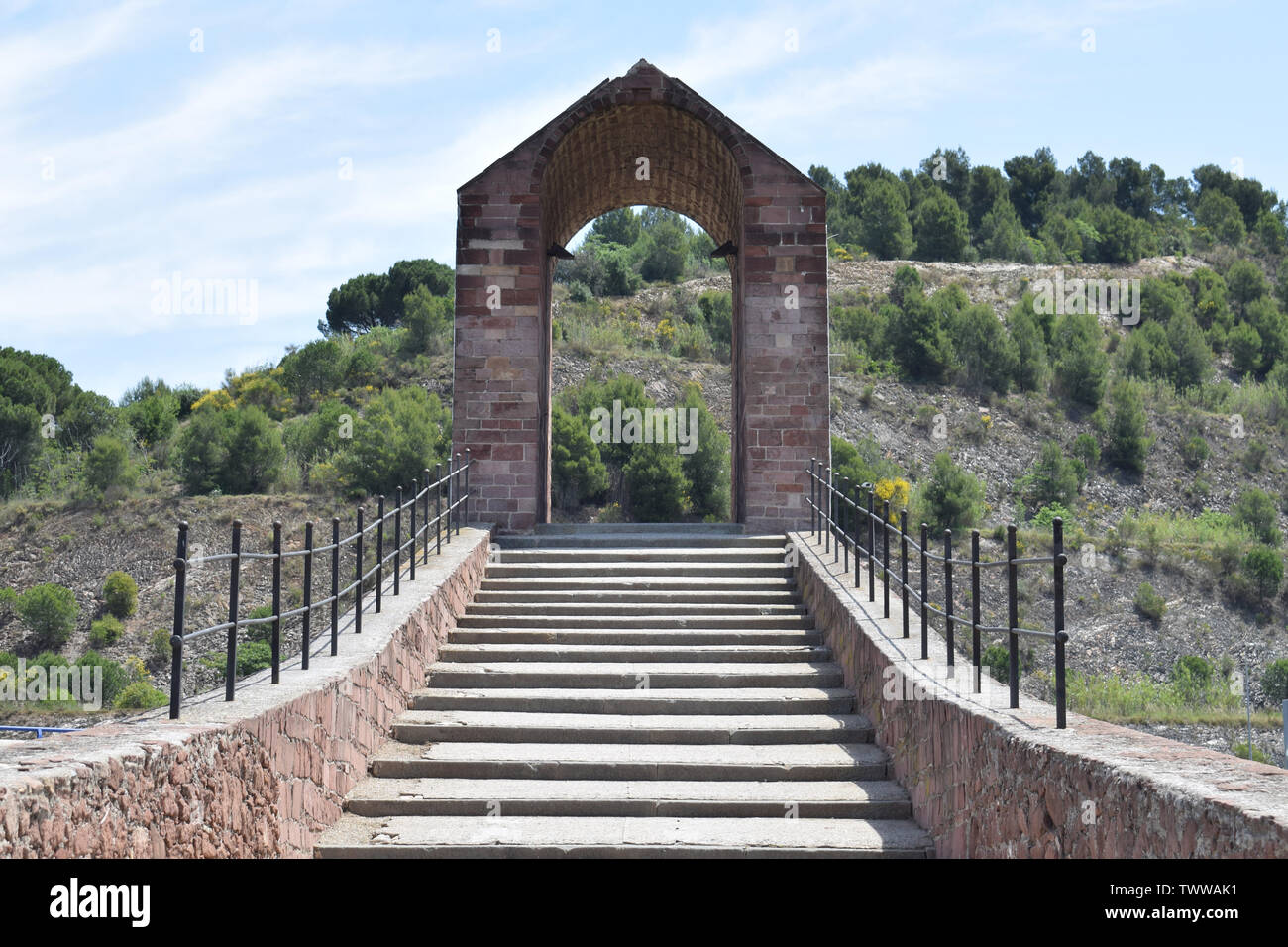 Puente del diablo martorell hi-res stock photography and images - Alamy