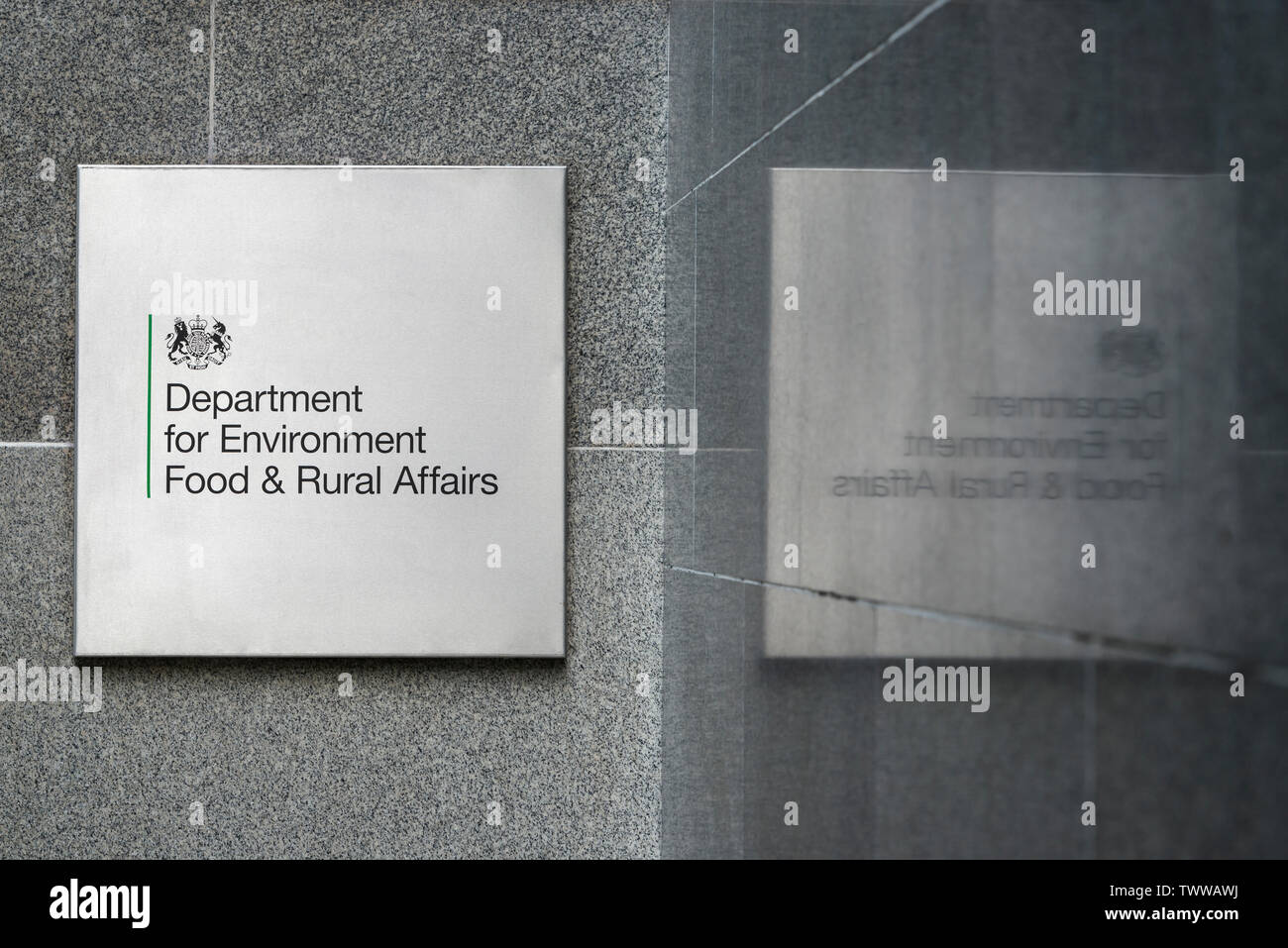 Defra logo hi-res stock photography and images - Alamy