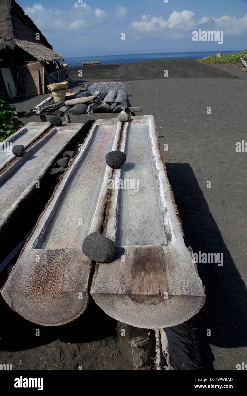 Salt makers hi-res stock photography and images - Alamy