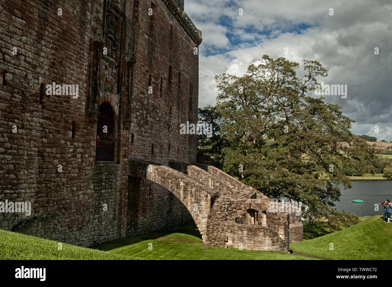 Linlithgow palace mary queen of scots hi-res stock photography and ...