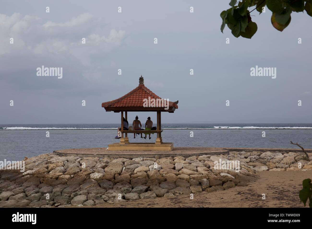 Bale structure hi-res stock photography and images - Alamy