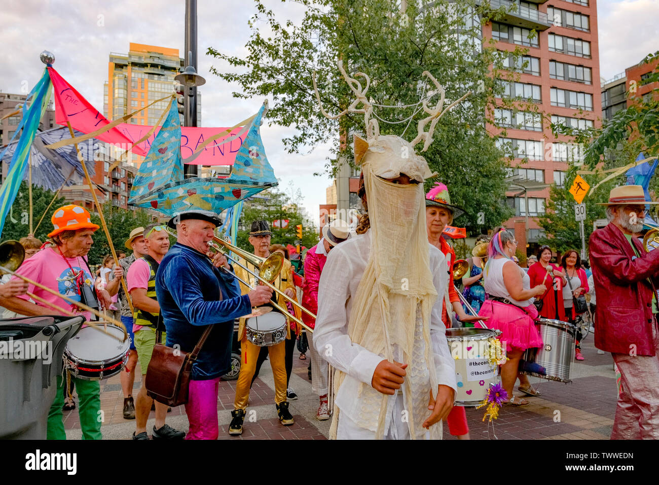 Solstice parade hi-res stock photography and images - Alamy