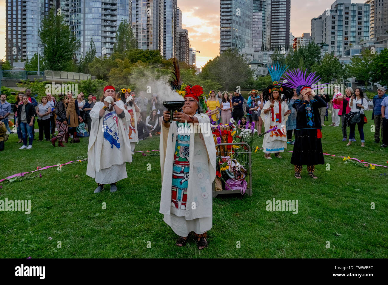 Aztec ritual hi-res stock photography and images - Alamy