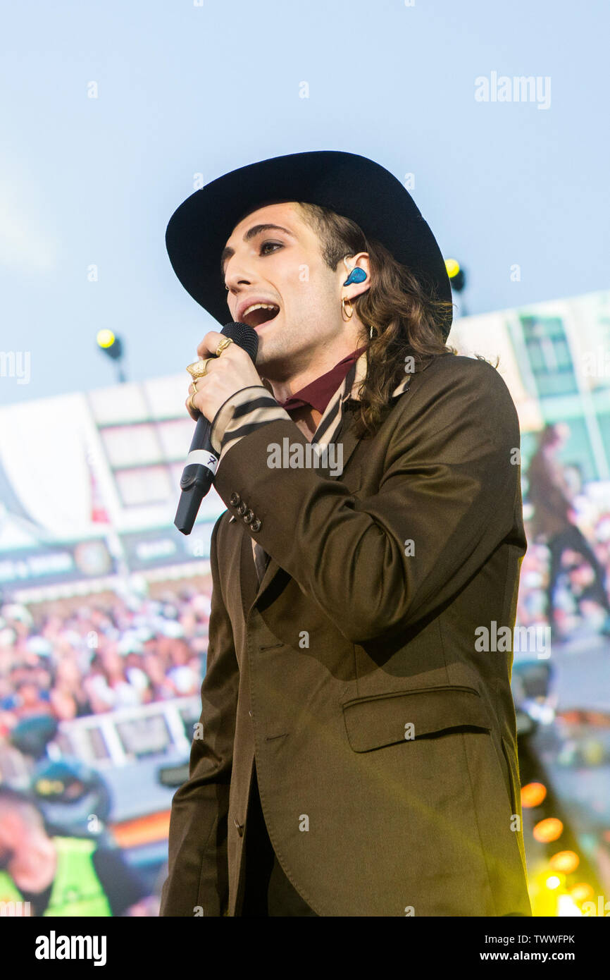 Damiano David from Maneskin in concert at Party Like a Deejay - Radio ...