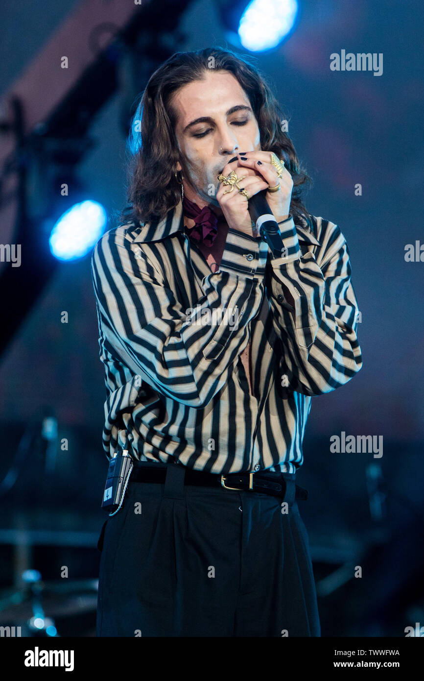 Damiano David from Maneskin in concert at Party Like a Deejay - Radio ...