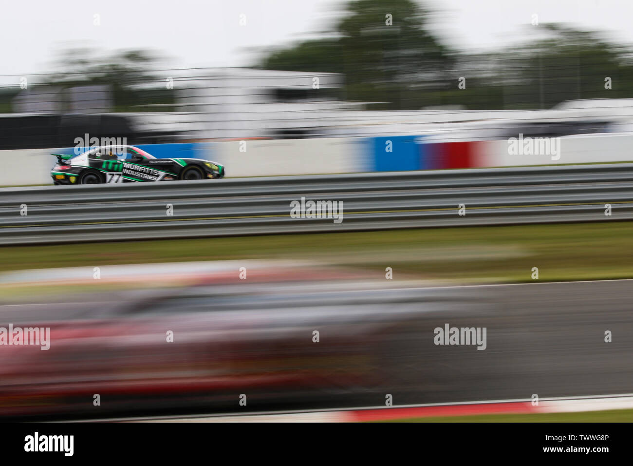 Mercedes amg gt4 hi-res stock photography and images - Alamy