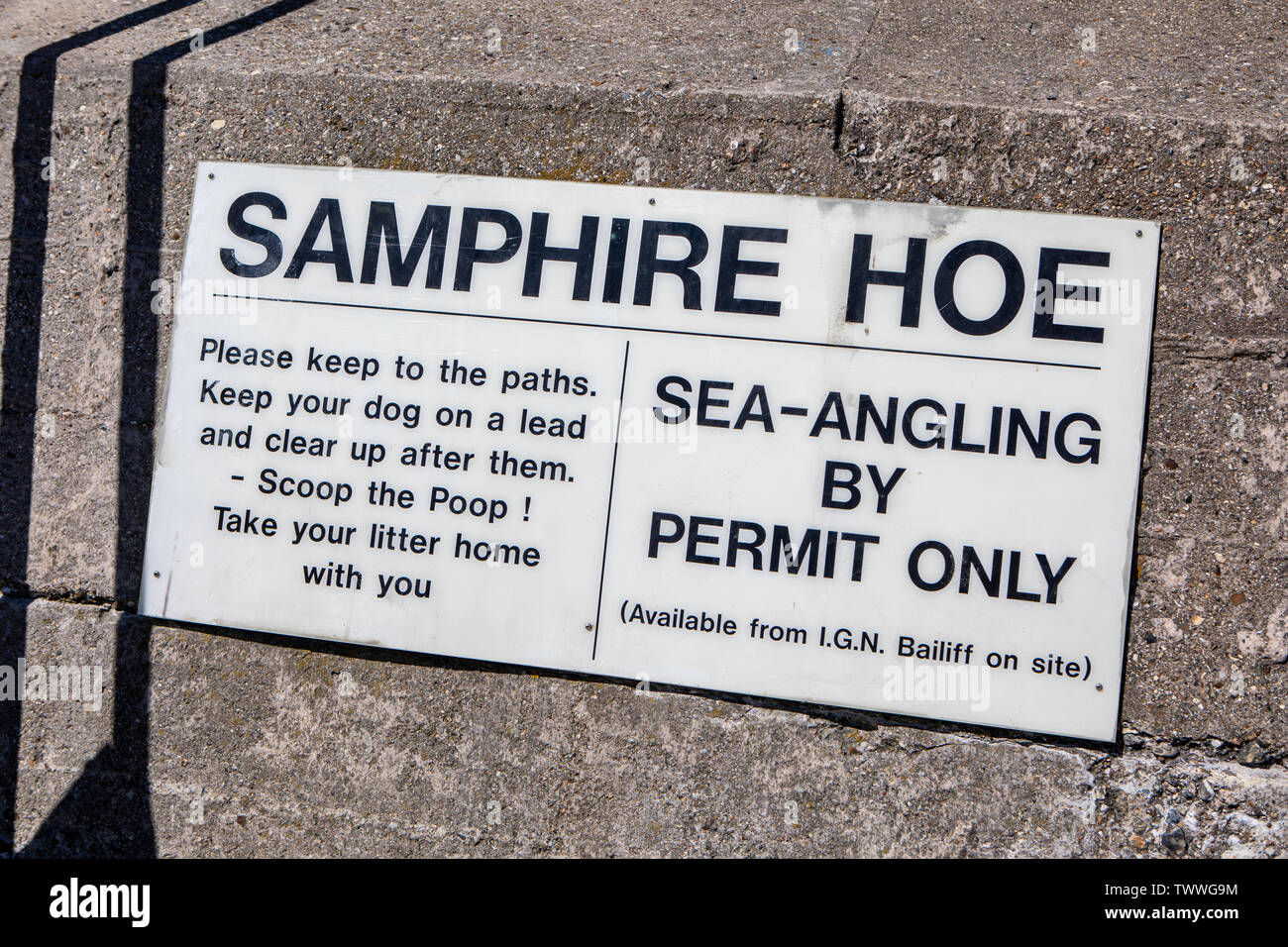 Nature reserve signage hi-res stock photography and images - Alamy