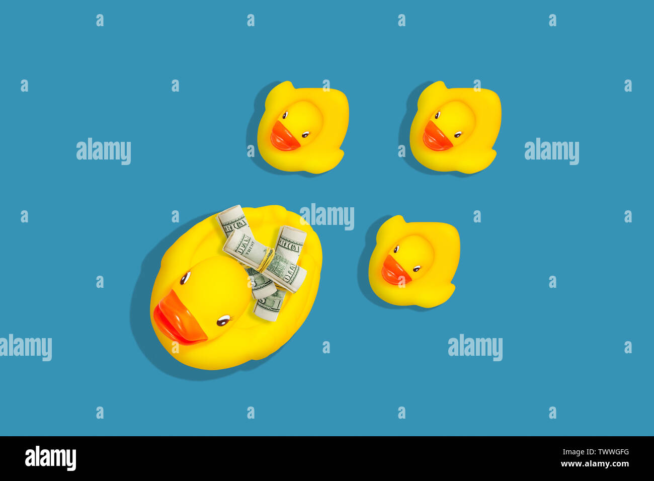 Big duck hi-res stock photography and images - Alamy