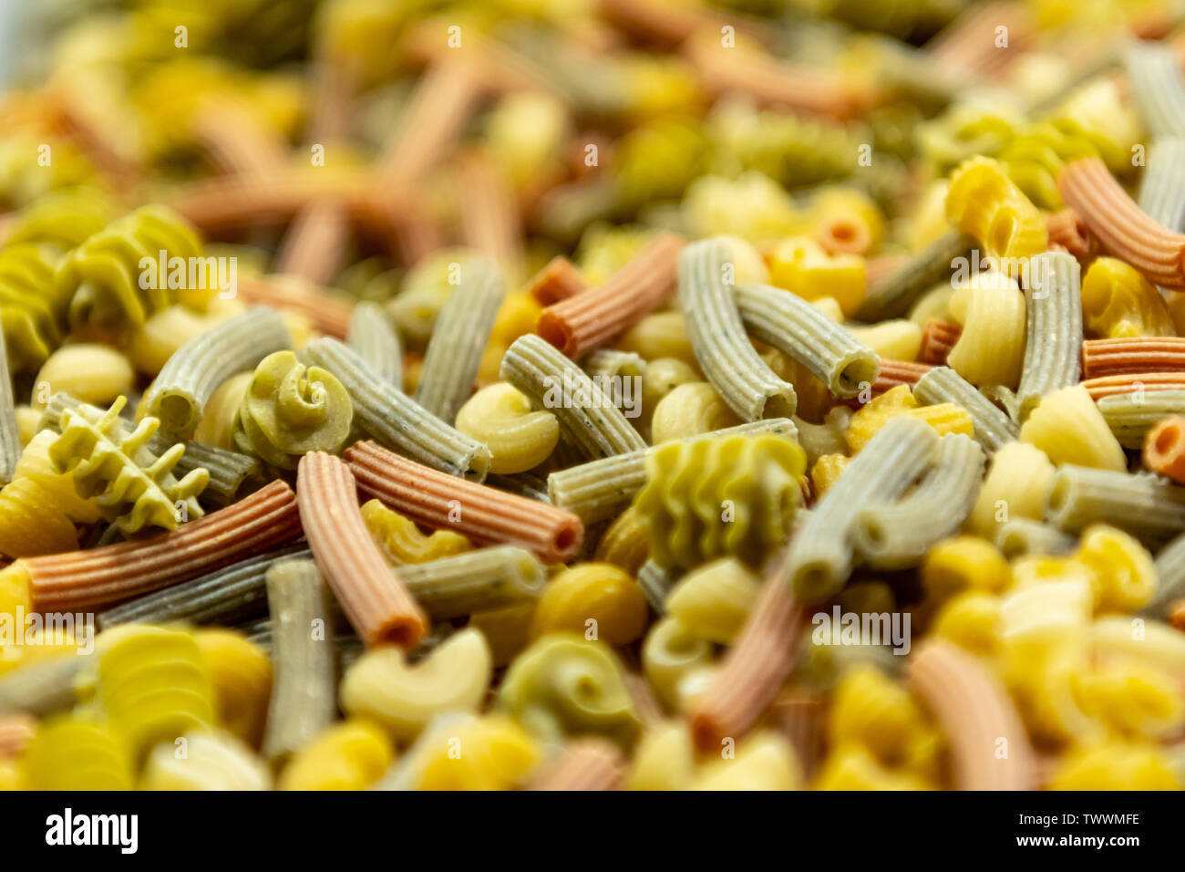 Colors and shapes italian pasta hi-res stock photography and images - Alamy