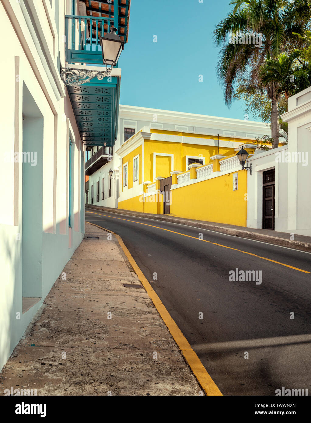 Colonial style architecture in old San Juan, Puerto Rico Stock Photo ...