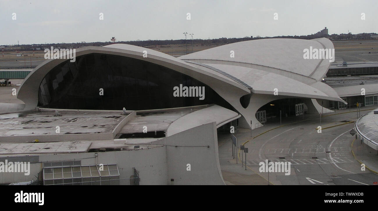 Twa terminal 1962 hi-res stock photography and images - Alamy