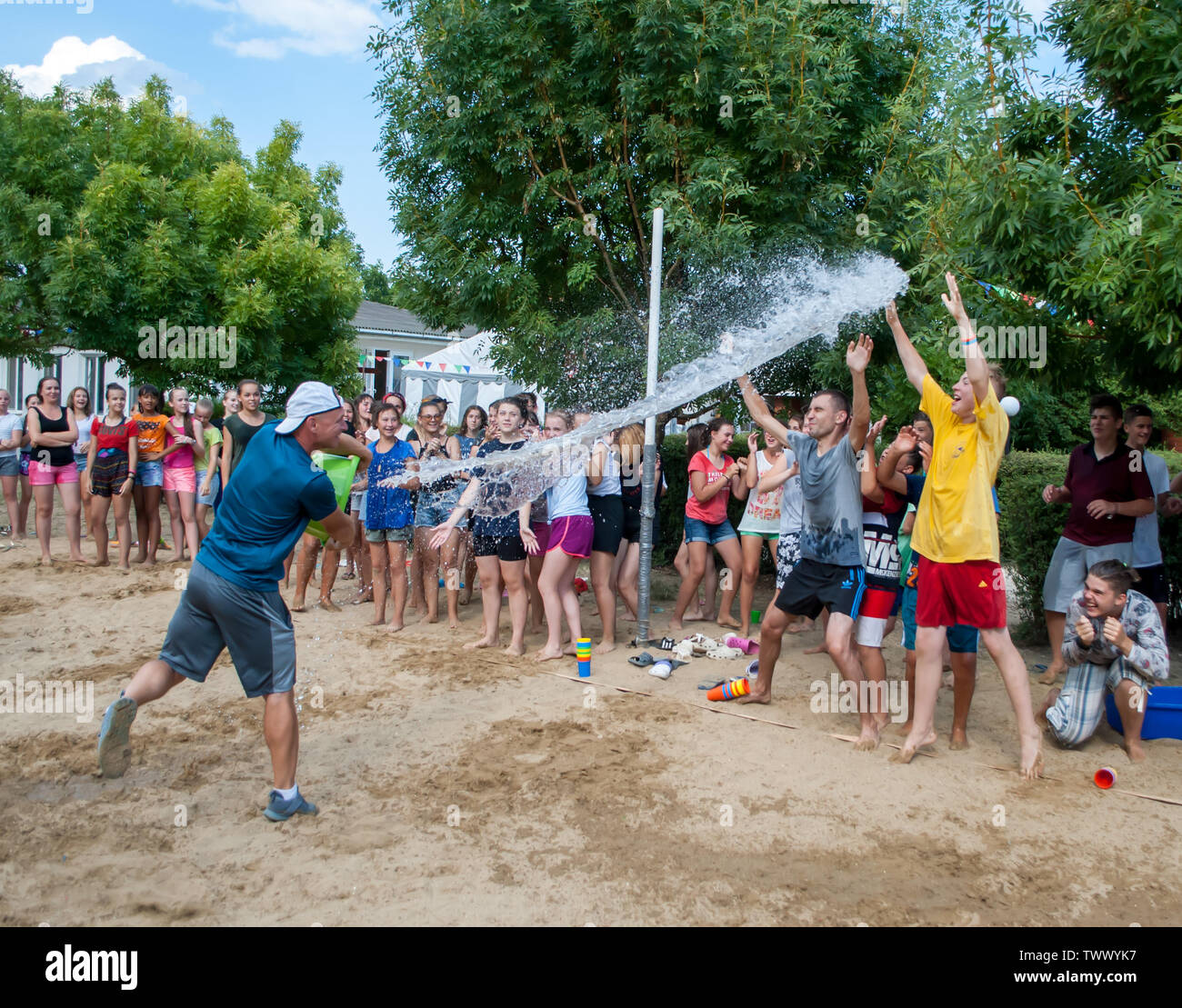 Water dripping into bucket hi-res stock photography and images - Alamy
