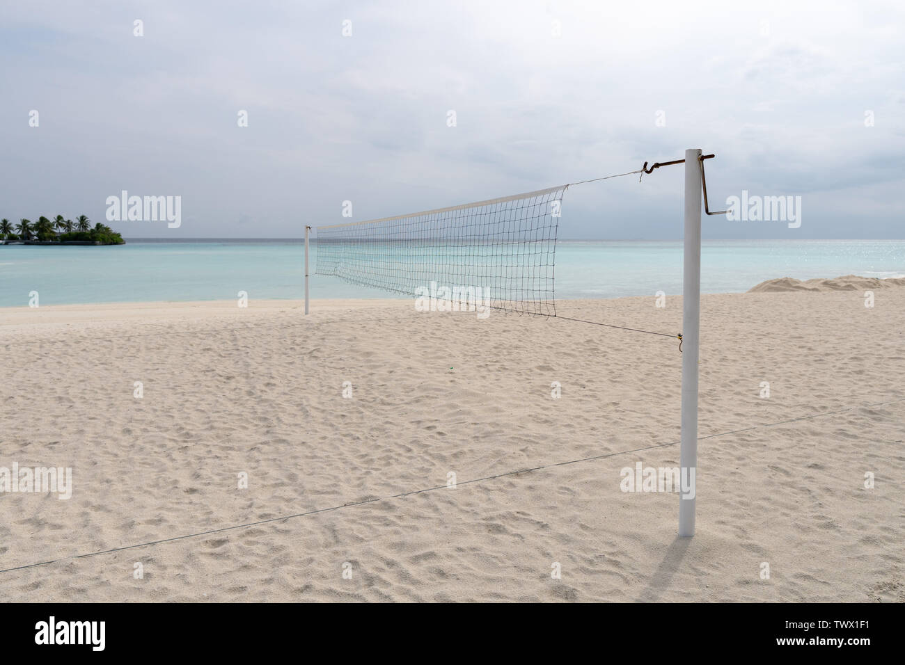 Volleyball court on the beach of a tropical island Stock Photo - Alamy