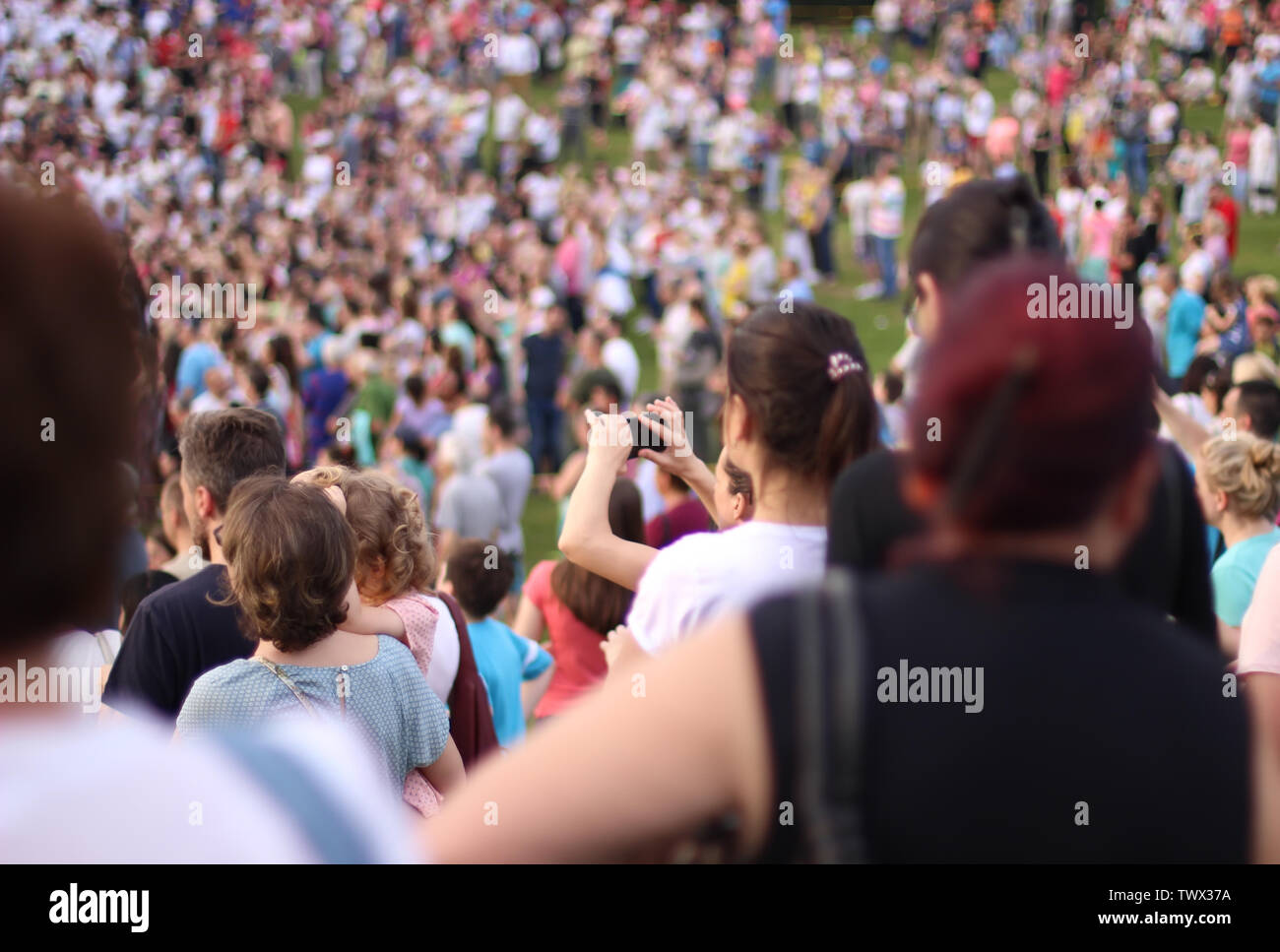 Blurry sport crowd hi-res stock photography and images - Alamy