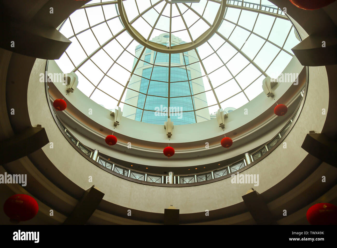 Windowed dome in the lobby of the Grand Pequot Tower, Foxwoods Resort ...