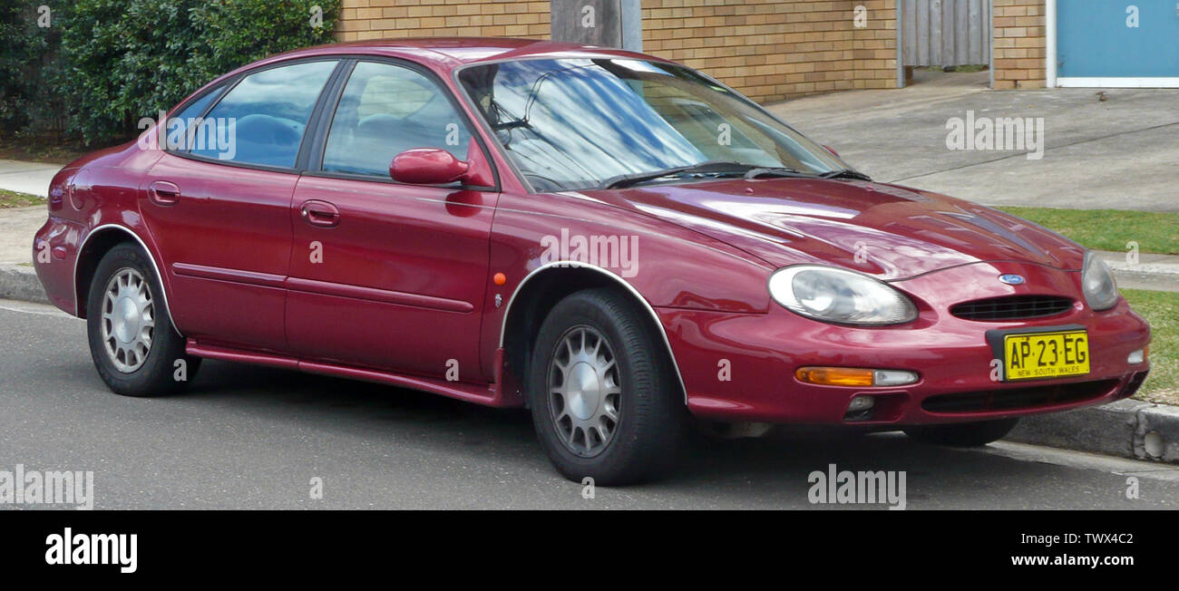 Ford taurus 1996 hi-res stock photography and images - Alamy