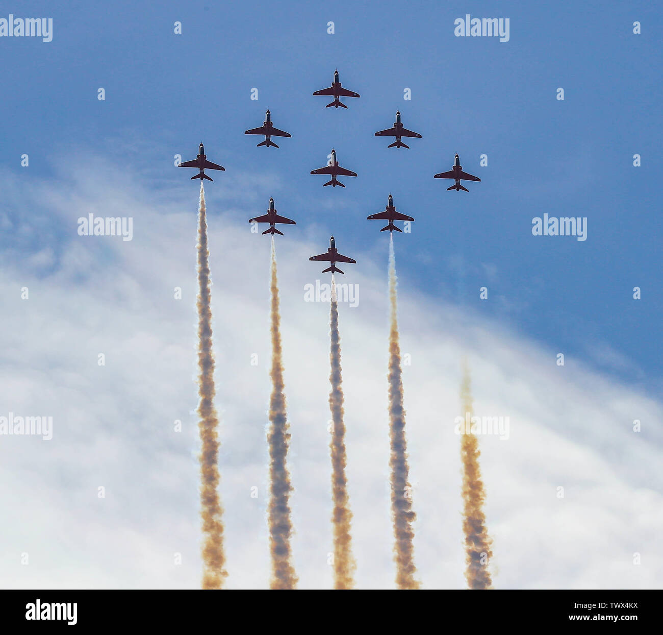 Belfast raf aircraft hi-res stock photography and images - Alamy