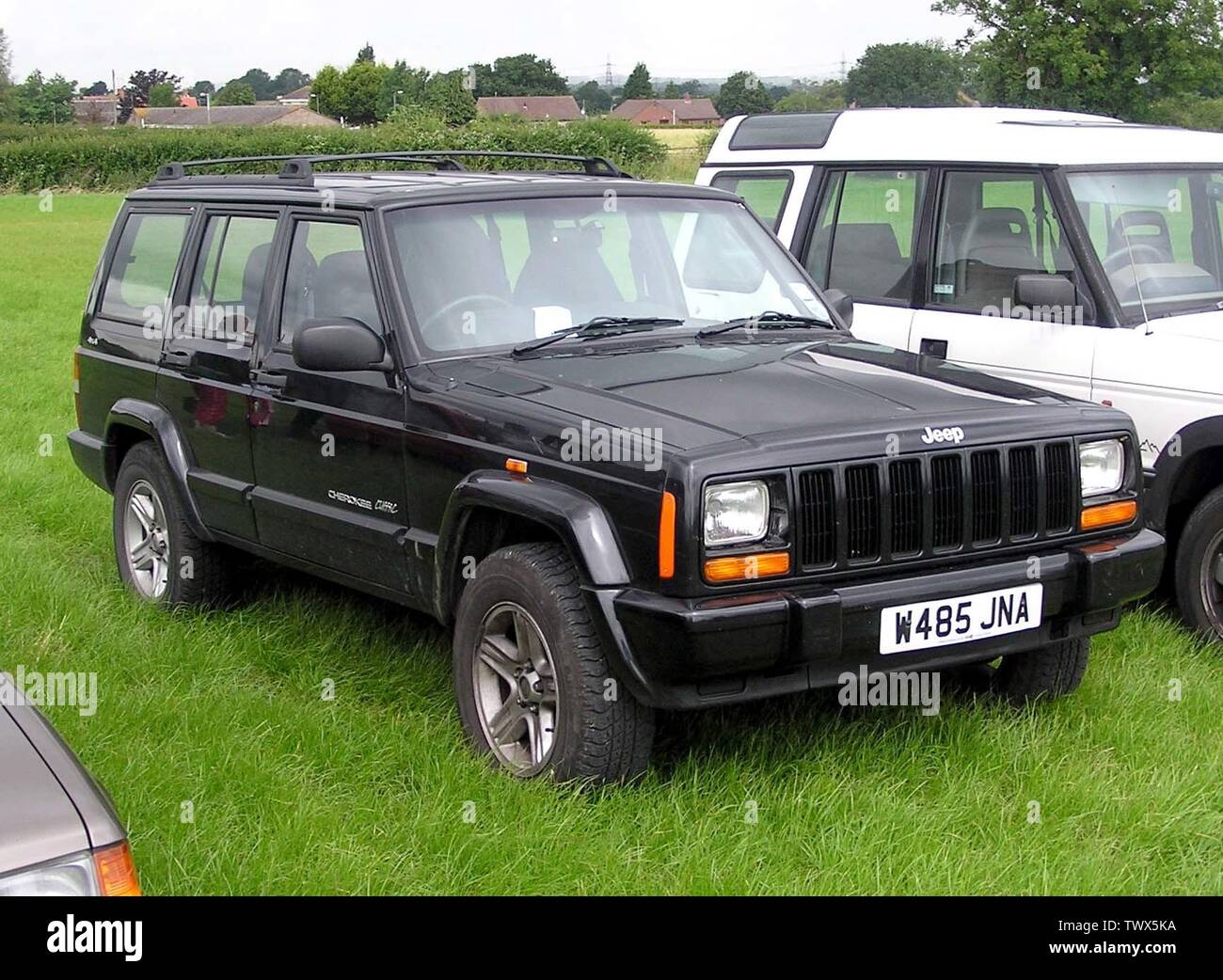 Jeep car 2000 hi-res stock photography and images - Alamy