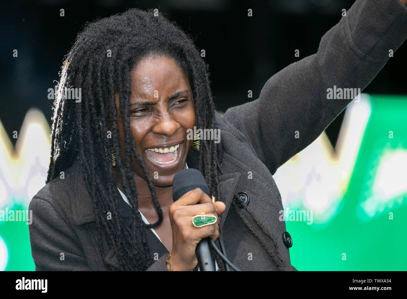 Janine elizabeth cunningham hi-res stock photography and images - Alamy