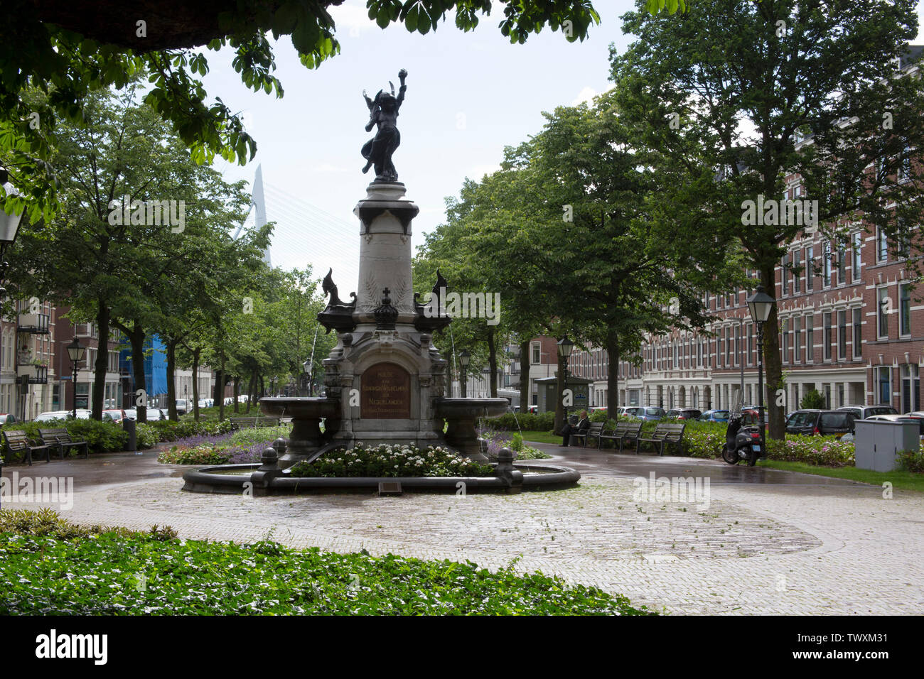 Rotterdam statue hi-res stock photography and images - Alamy