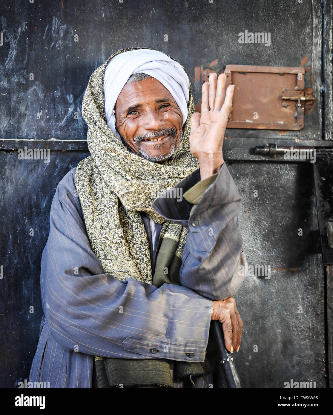 Middle east man face hi-res stock photography and images - Alamy