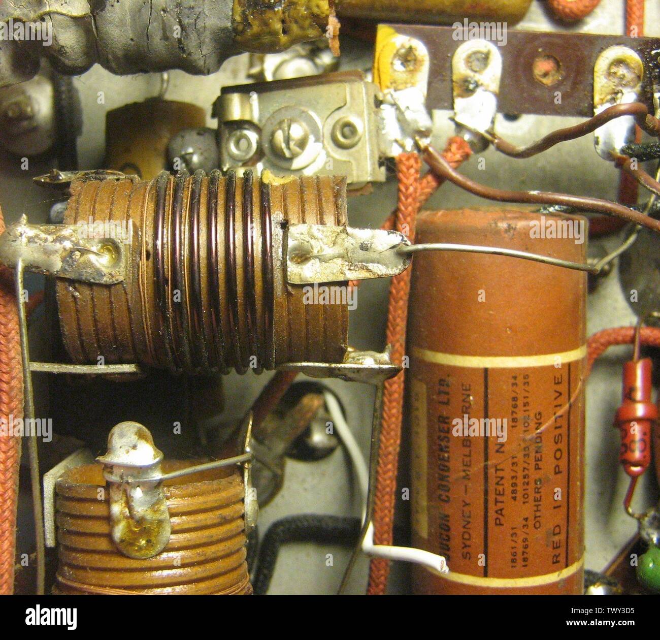 1930s radio hi-res stock photography and images - Alamy