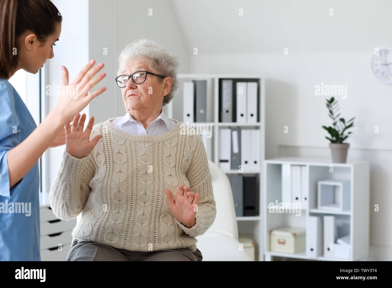 Mistreating woman hi-res stock photography and images - Alamy