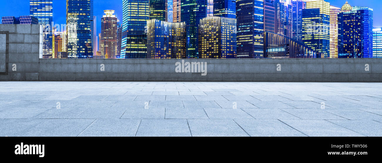 Office empty space outdoor building hi-res stock photography and images ...