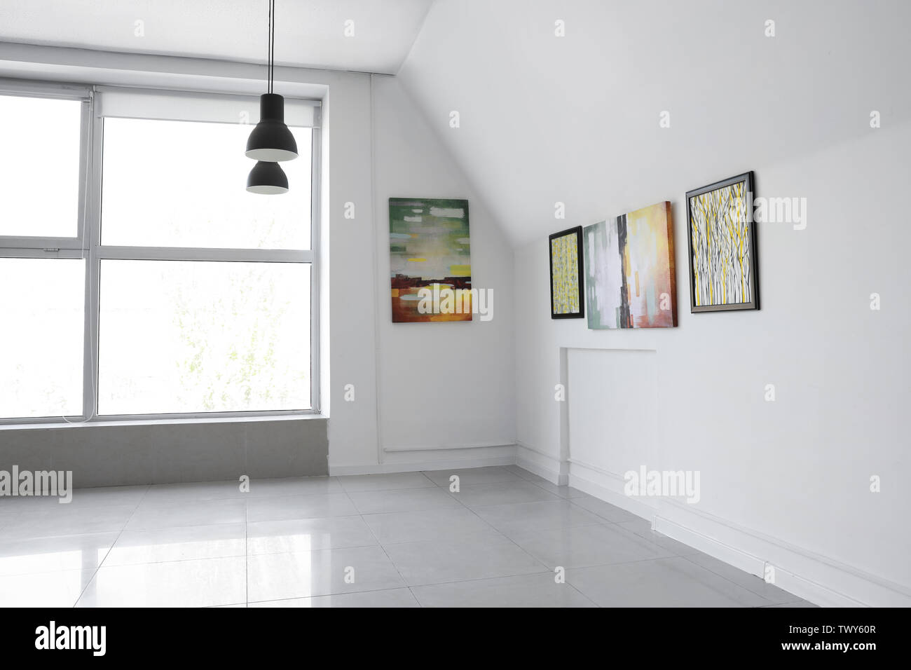 Interior of modern art gallery Stock Photo - Alamy