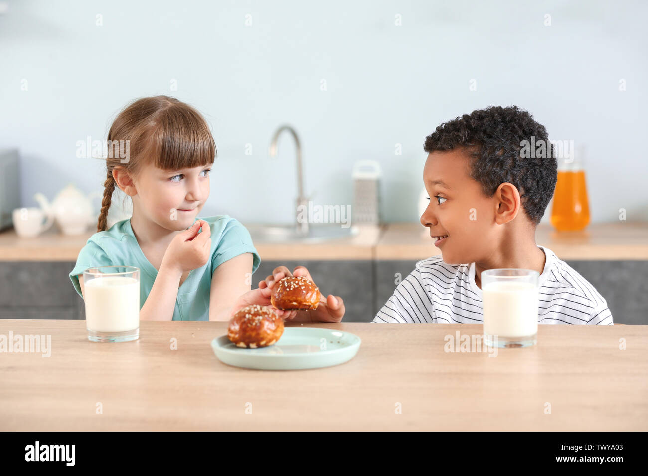 Funny buns cute funny bun hi-res stock photography and images - Alamy