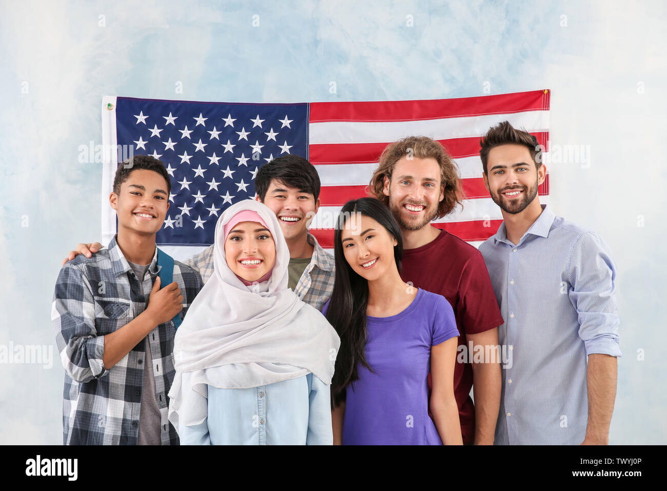Teenage students american flag hi-res stock photography and images - Alamy