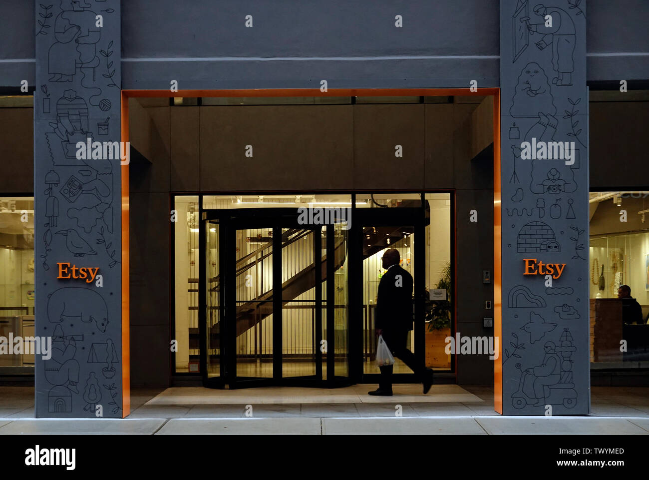 Etsy headquarters in downtown Brooklyn NYC Stock Photo - Alamy